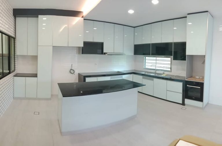 Aluminium Kitchen Cabinet Installation Taman Seri Austin, Johor Bahru ...